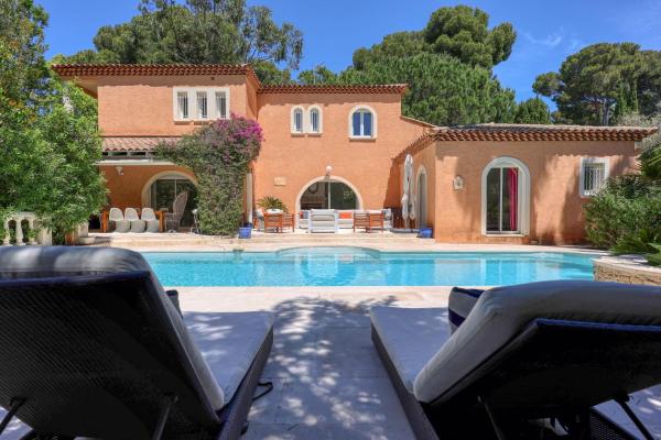 Quiet Sanary Villa With Private Pool - Bandol