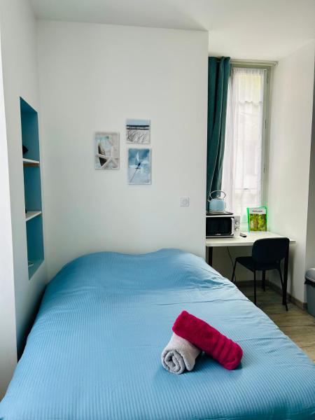 Studio Au Pied Du Château Wi-fi Proche Gare - Montluçon