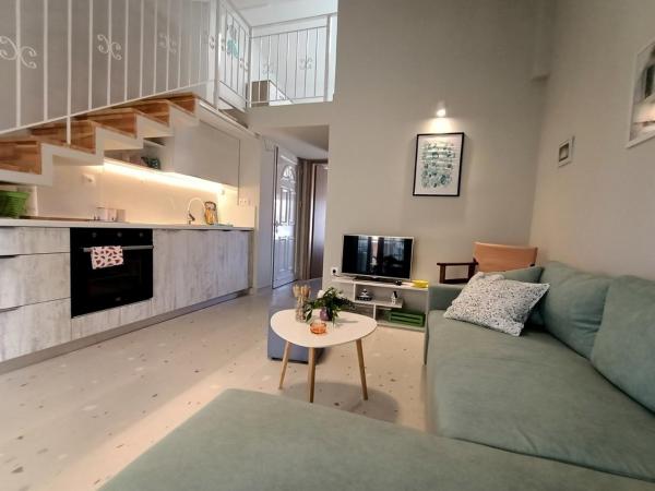 Blue Breeze Apartment - Ситония