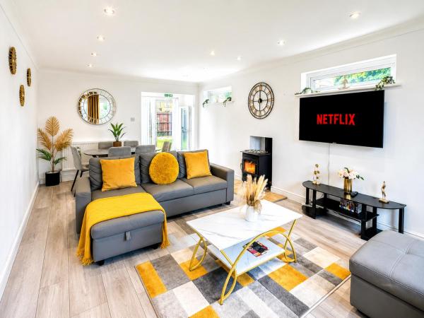Sittingbourne Contractor & Corporate Accommodation & Free 4 Car Park - Sittingbourne