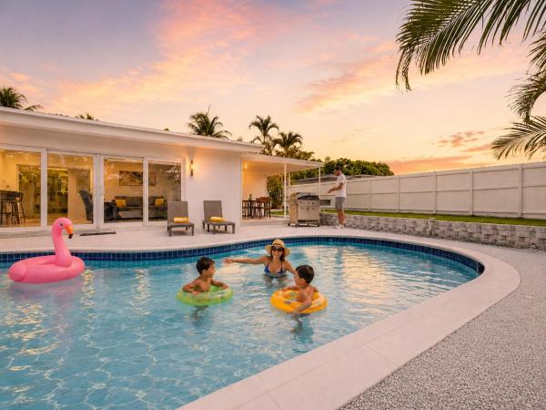 Private Pool Arcade Game Room Outdoor Dining - Fort Lauderdale