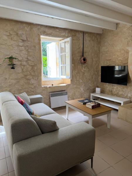 Charming Stone House Near Saint-émilion - Saint-Émilion