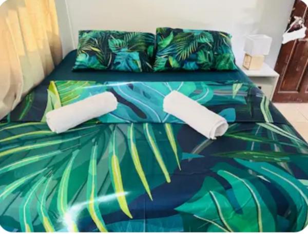 F2 Tahiti Lagoon Stays - Tahiti