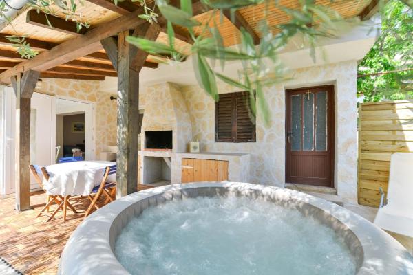 Villa Franjo - 자다르