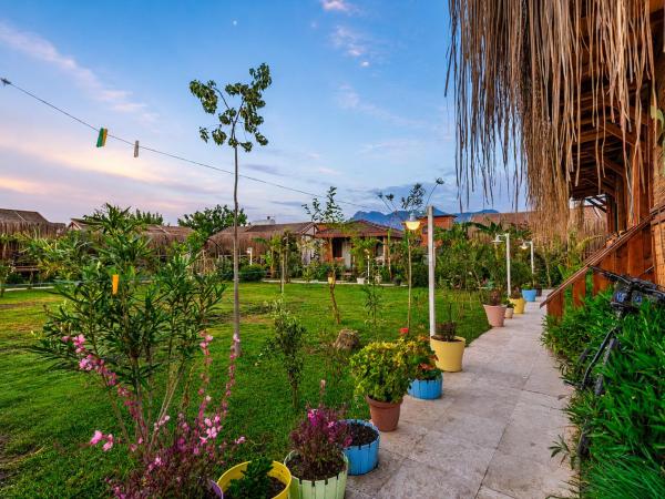 Izgen Bungalows - Turkey