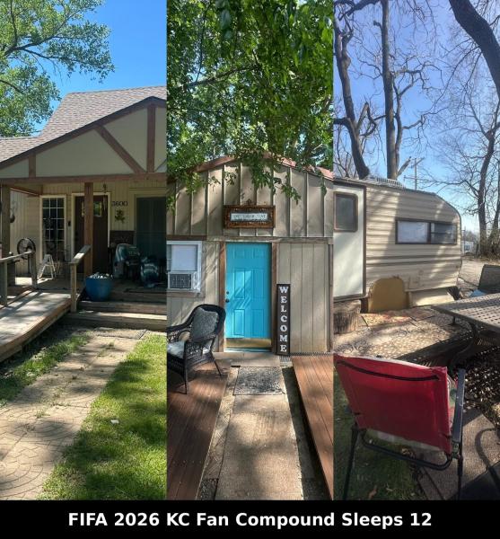 Private Kc Compound Fire Pits, Patios & Skyline Views - Kansas City, MO