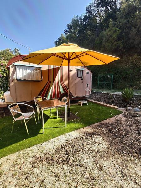 Caravana Vintage El Roserar De Montseny Homestay - Montseny