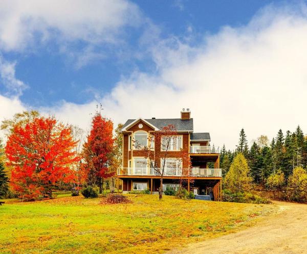 3ch - Spa - Foyer - Wi-fi - Vue Fleuve Et Montagne - Charlevoix Regional County Municipality