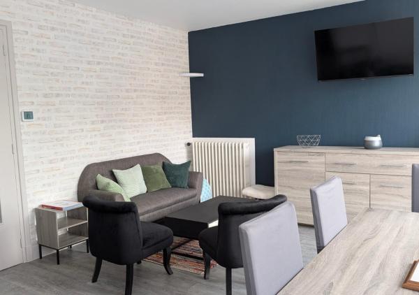 Appartement 4 Chambres Avec Garage, Idéal Famille Ou Pro, Centre Sedan - Sedan