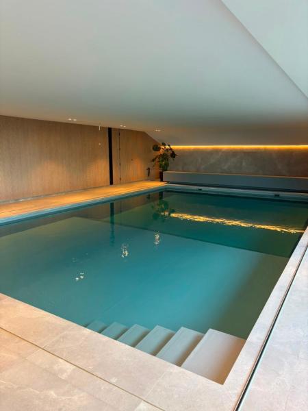 Vakantiestudio De Zeeparel De Panne Met Zwembad - De Panne