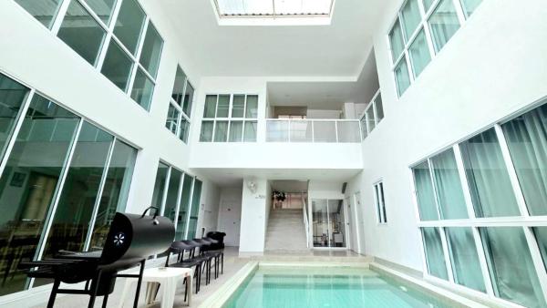 The Inn10 Pool Villa Pattaya, Entire 5-9 Br, Please View Photos Before Booking - Pattaya
