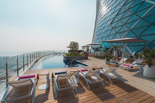 Andaz Capital Gate Abu Dhabi, By Hyatt - Abu Dhabi