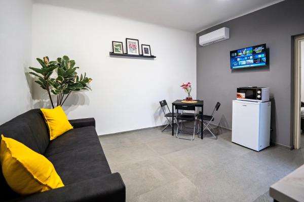 Trevisani 323 Apartment - Bari