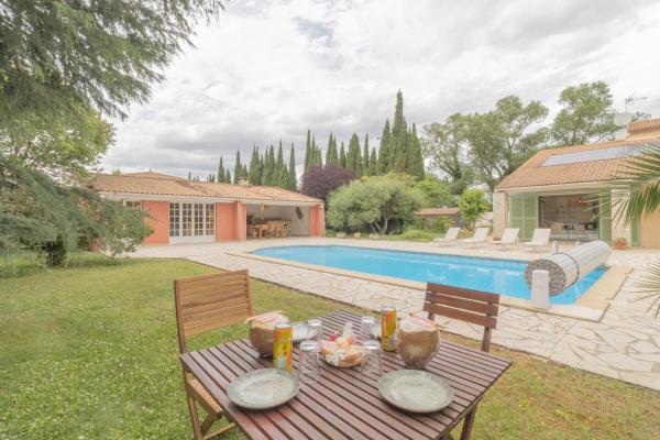 Balibohome, New, Villa Décor, Close To Nîmes - Bellegarde