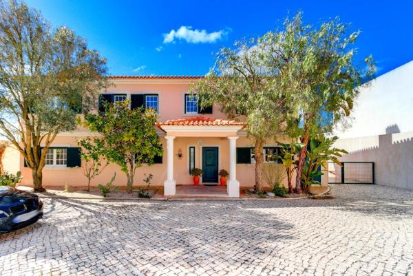 Luxury Coastal Villa With Heated Pool Basketball Court & Ocean Views Near Lisbon - Ribamar