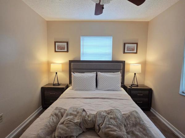 White Door House! - Winter Haven