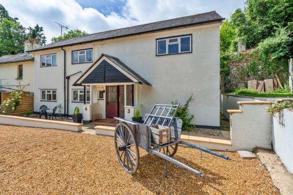 Finest Retreats - Poundtree - Wiltshire