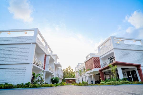 Breeze Inn Beach Resort - Shrivardhan