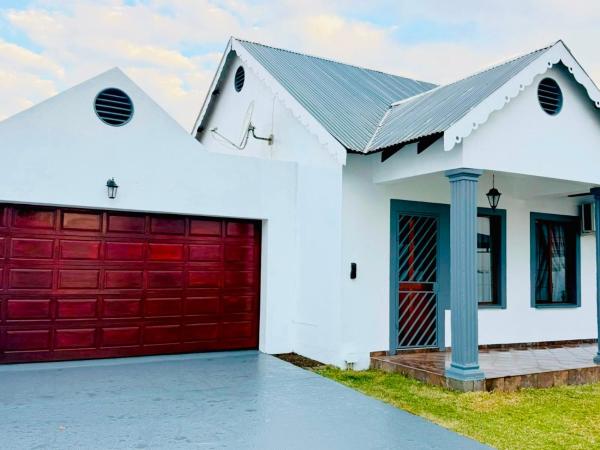 The Private Place - Emalahleni