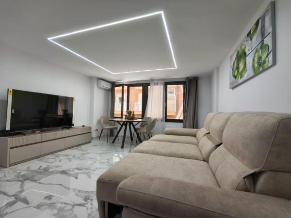 Alicante Modern Urban Apartment - Downtown & Cozy - Alicante