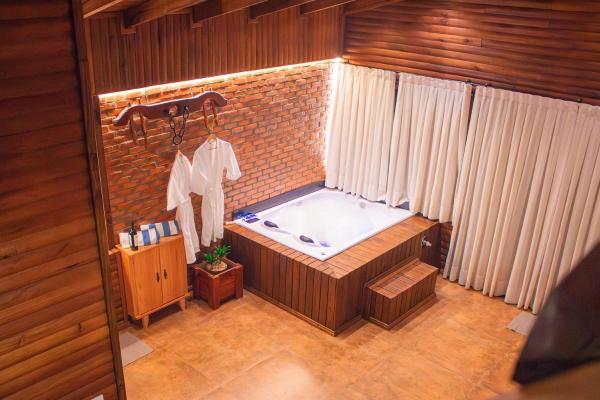 Cabana Texas Estilo Country Com Hidro E Lareira - 