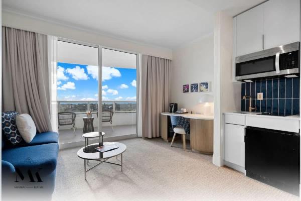 Fontainebleau Spa Access And Amenities With Sunset Views - Miami Beach, FL