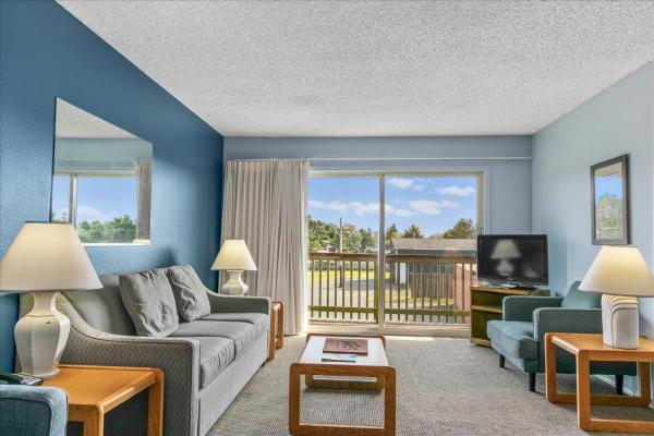 Family Suite For 6 With Kitchen - Ocean Shores, WA