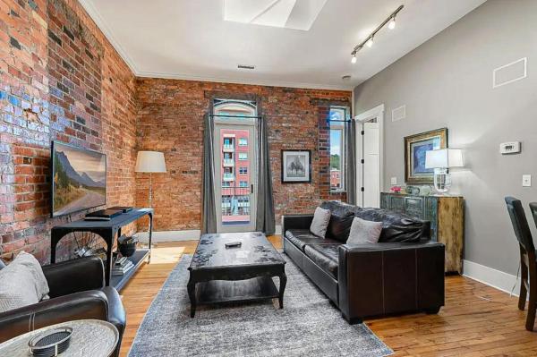 Unit 202 - The Lofts At Church St - Asheville, NC