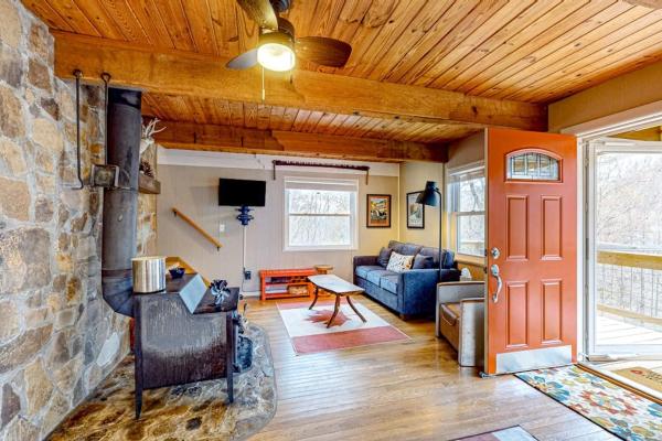 Bryson Chalet - Bryson City, NC