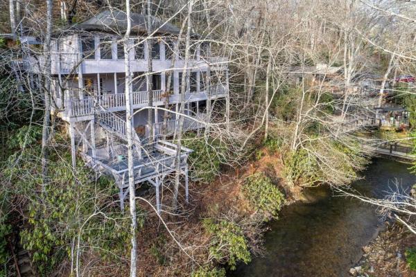 Creekside Lodge - Franklin, NC