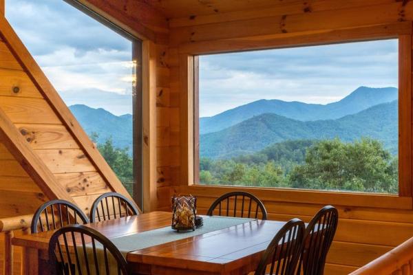 4 Bed 4 Bath Vacation Home In Sylva - Sylva, NC