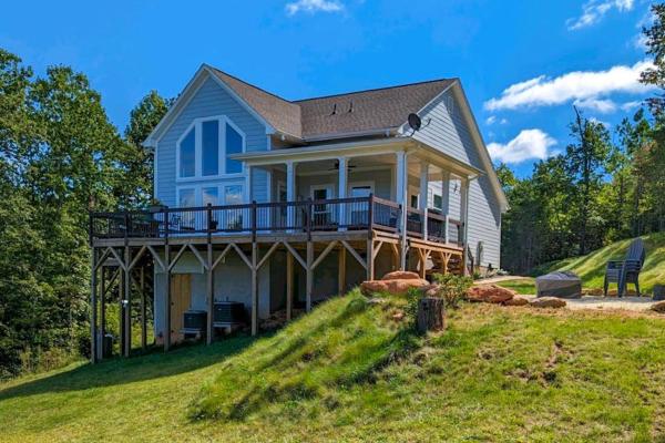 Hidden Escape With A View - Lake Lure, NC