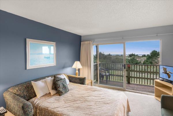 Ocean View Family Suite For 6 With Kitchen - Pool And Hot Tub - Ocean Shores, WA