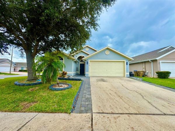 Modern 4br2ba With Pool In Gated Community - St. Cloud, FL