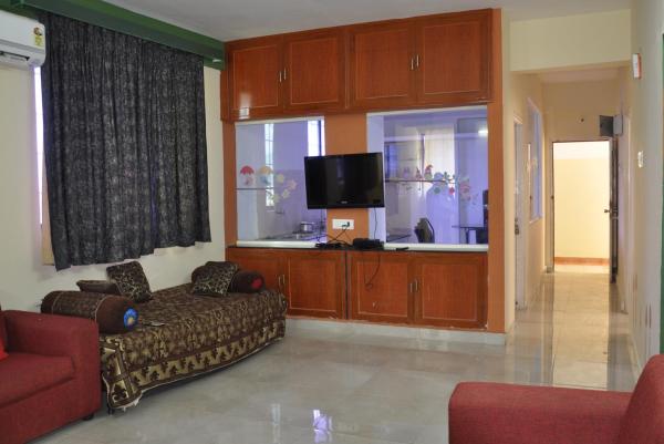 Haritha Apartments Family-only Apartments In Tirupati, Big Families, Groups Welcome - Tirupati
