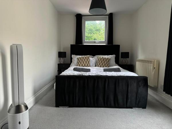 Entire Apartment King Size Bed Near Town Centre - Colchester