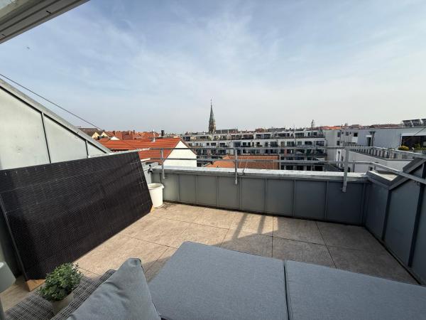 Penthouse Above Fürth - 2 Rooftop Terraces - East & West - 에를랑겐