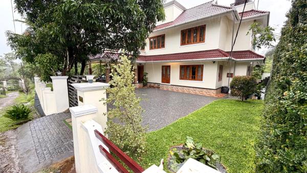 Ann's Villa, Family Getaway & Event-friendly Villa - Thodupuzha