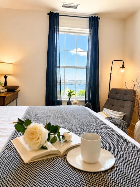 Fox Point Landing Residences - Cranston, RI
