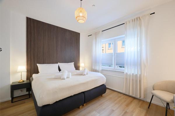 Nuit Apartment - Hbf, Zentral, Helios-klinik, Nähe Messe Düsseldorf - Krefeld