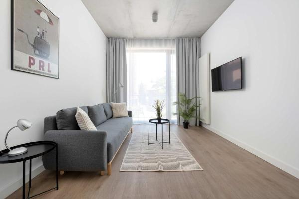 Piekarnia Modern Studio With A Balcony And A Workspace By Noclegi Renters - Wrocław
