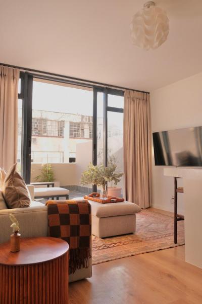 Terrace On Eight With Rooftop Pool & Gym - Cape Town