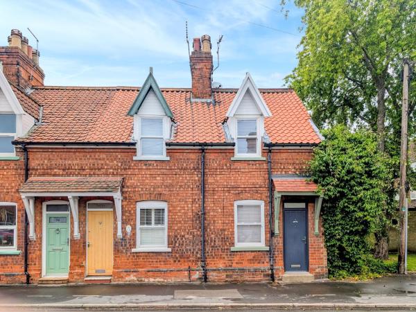 Dragonfly Cottage - Beverley, UK