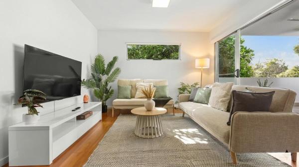 Showroom Group Stay - Sleeps 8 - Baby And Work Station Ready - Oxford St - Balmoral