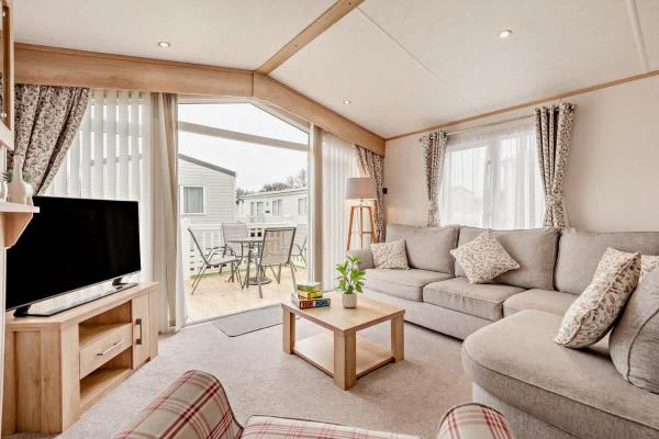 Vivian Lodge 2 Bedroom New Forest Holiday Home Hoburne Bashley - Brockenhurst