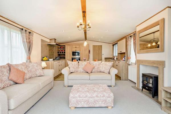 Binky Lodge Stylish Cosy 3-bedroom Holiday Lodge Hoburne Naish Barton On Sea - Mudeford