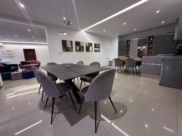 Modern Large 200sqm 5 Bedroom Apartment In The Heart Of Sliema - Malte
