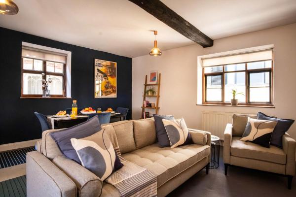Grade Ii Listed Flint Cottage Sleeps 4 - ノリッジ