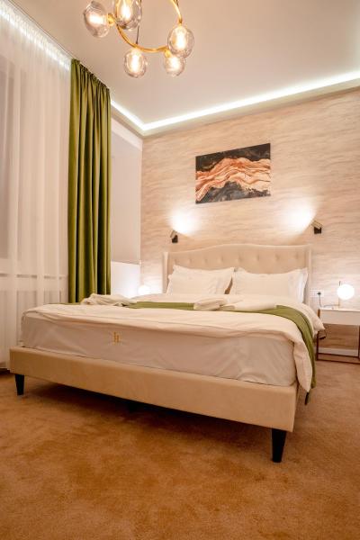 Luna Boutique - Bucharest