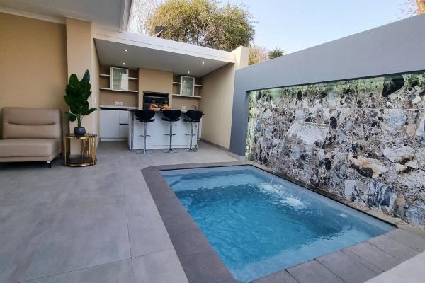 Solar-powered Cozy House With Jacuzzi And Splash Pool - Johannesburg